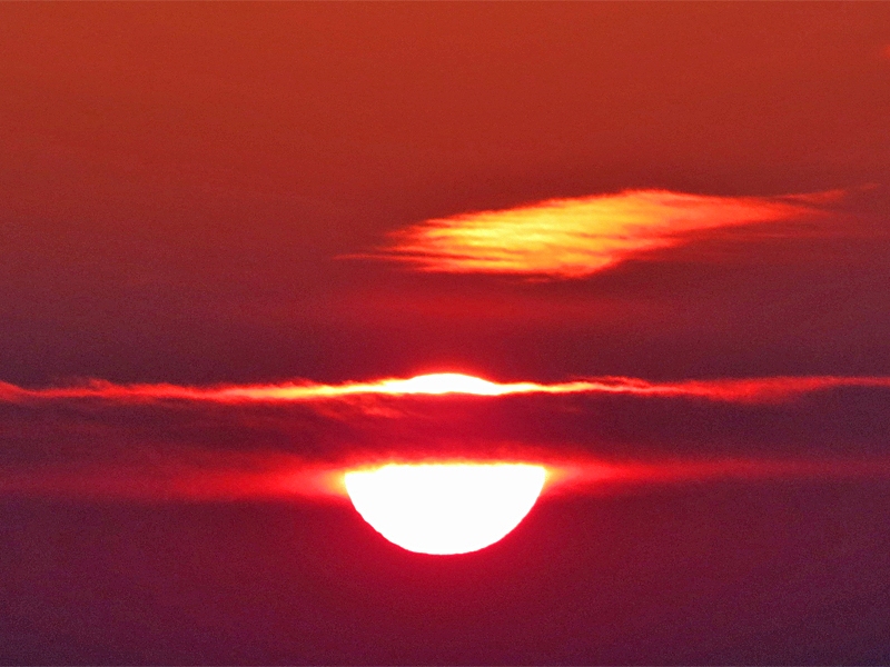 Saturn Sunset | RegenAxe