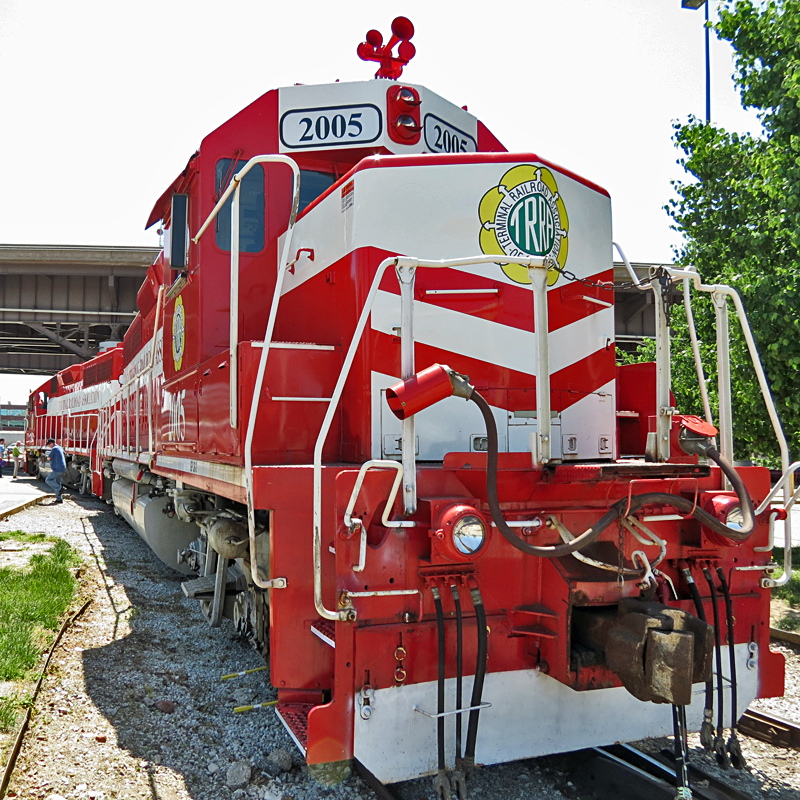 Red Locomotives | RegenAxe