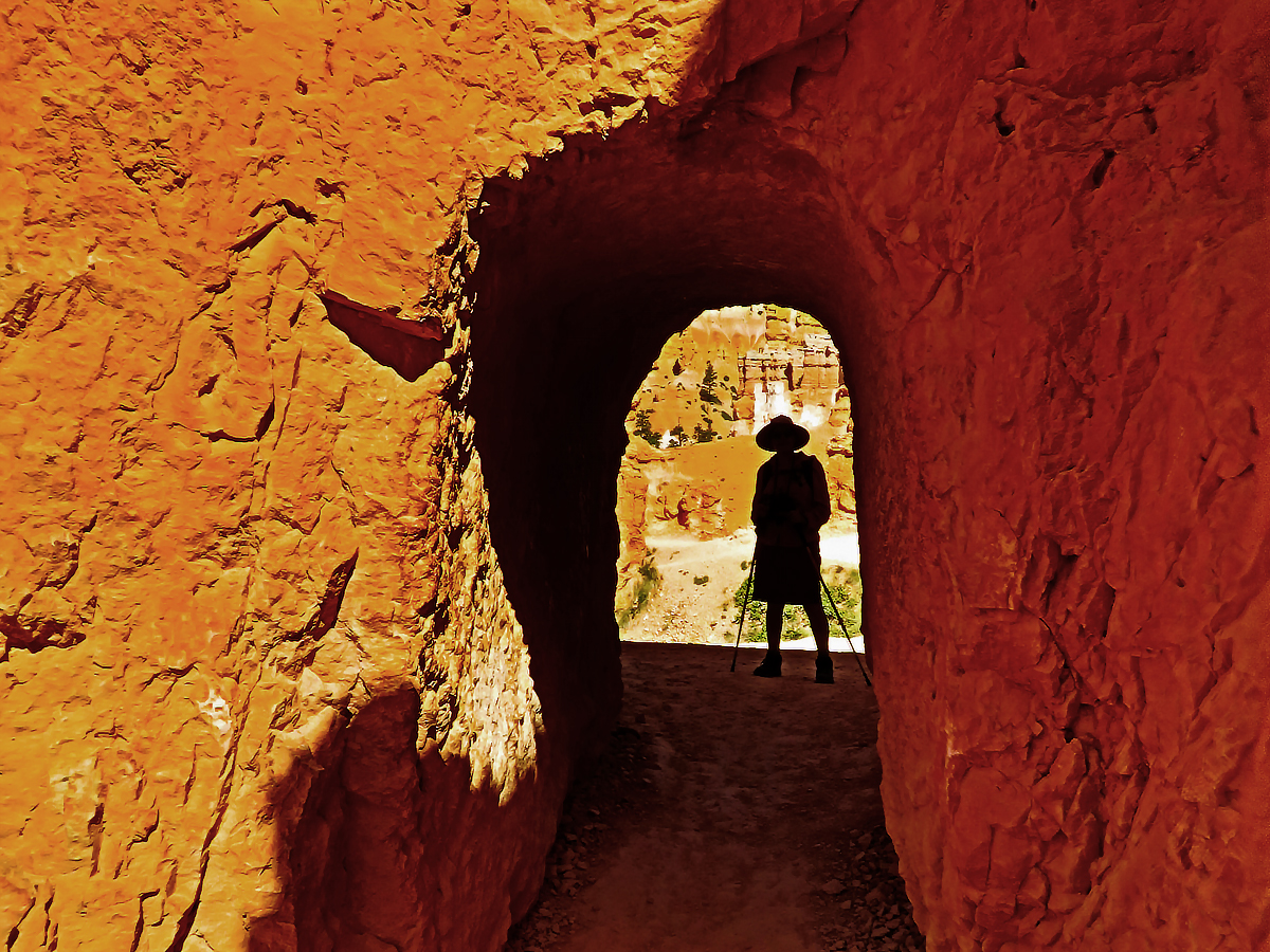 Anne Hiking Bryce Canyon | RegenAxe