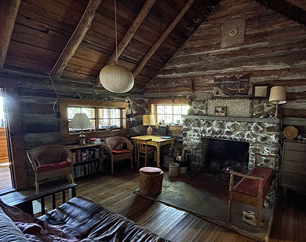 Old Cabin Great Room Harth | RegenAxe