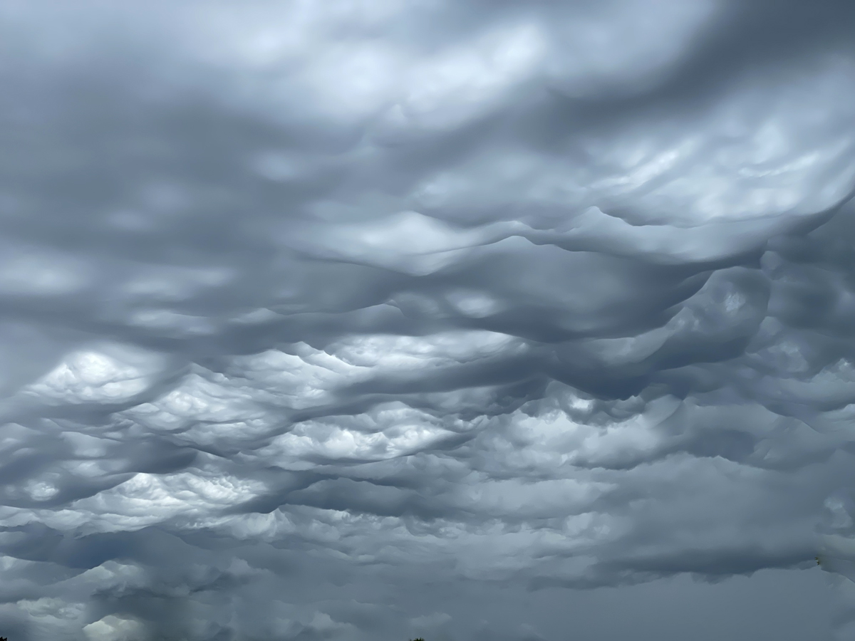 Asperatus (To Make Rough) Clouds | RegenAxe