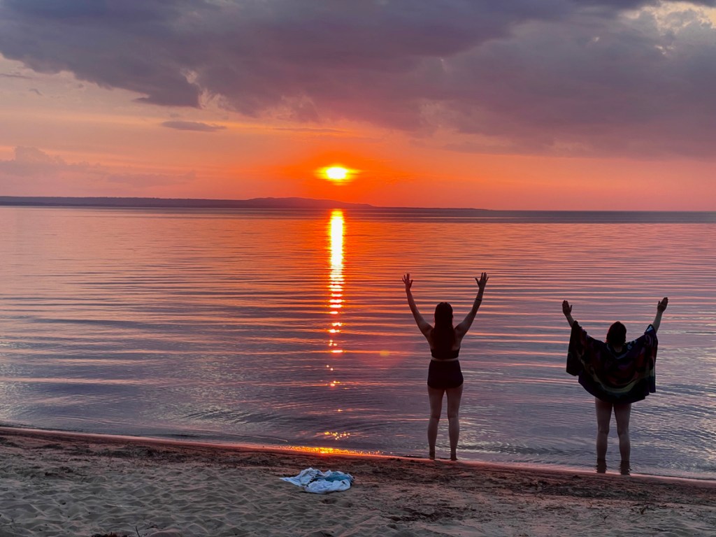 Sun Worshipping | RegenAxe